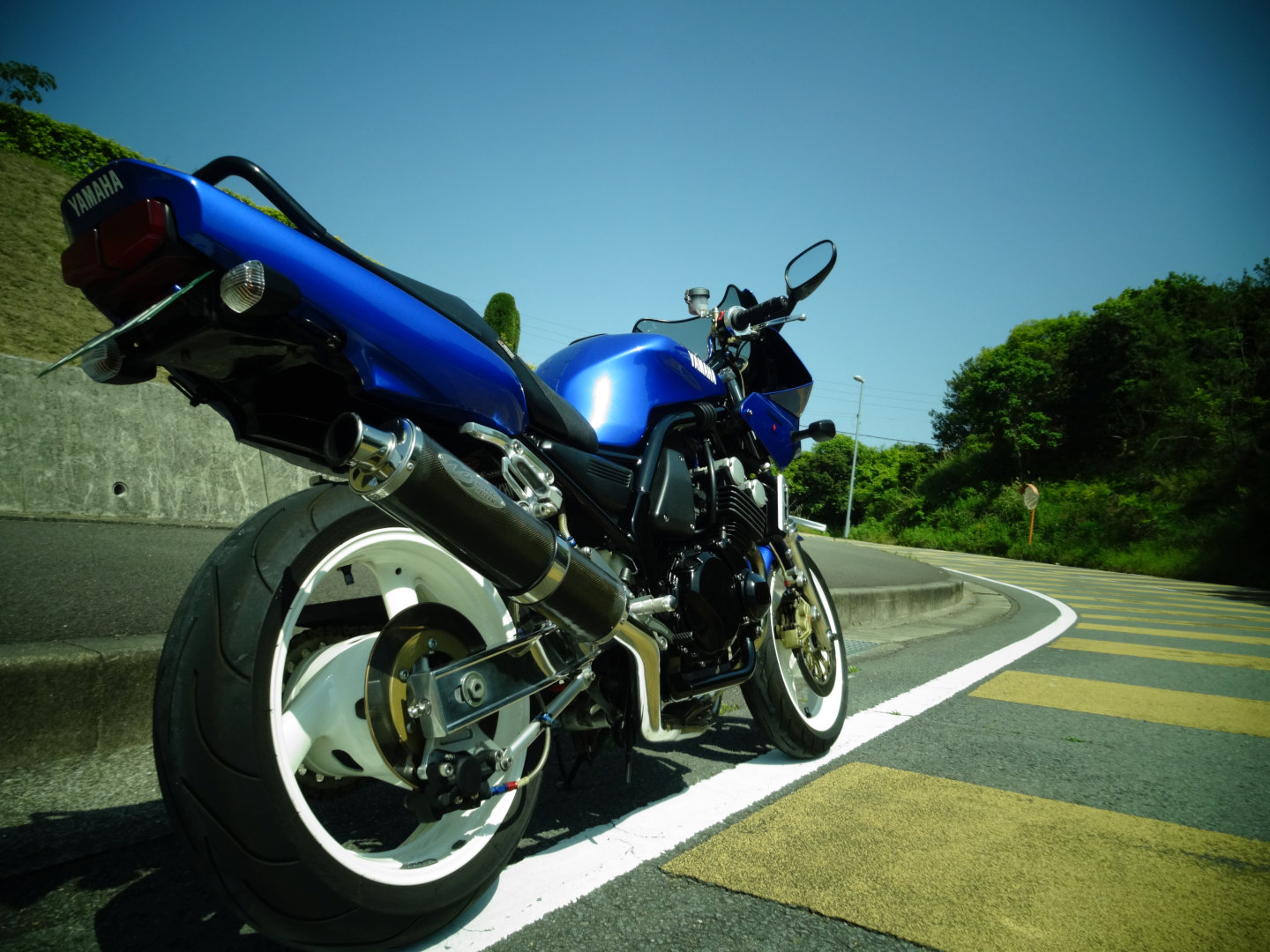 YAMAHA FZ400 MAIN MANU: なんやらかんやらいろいろ
